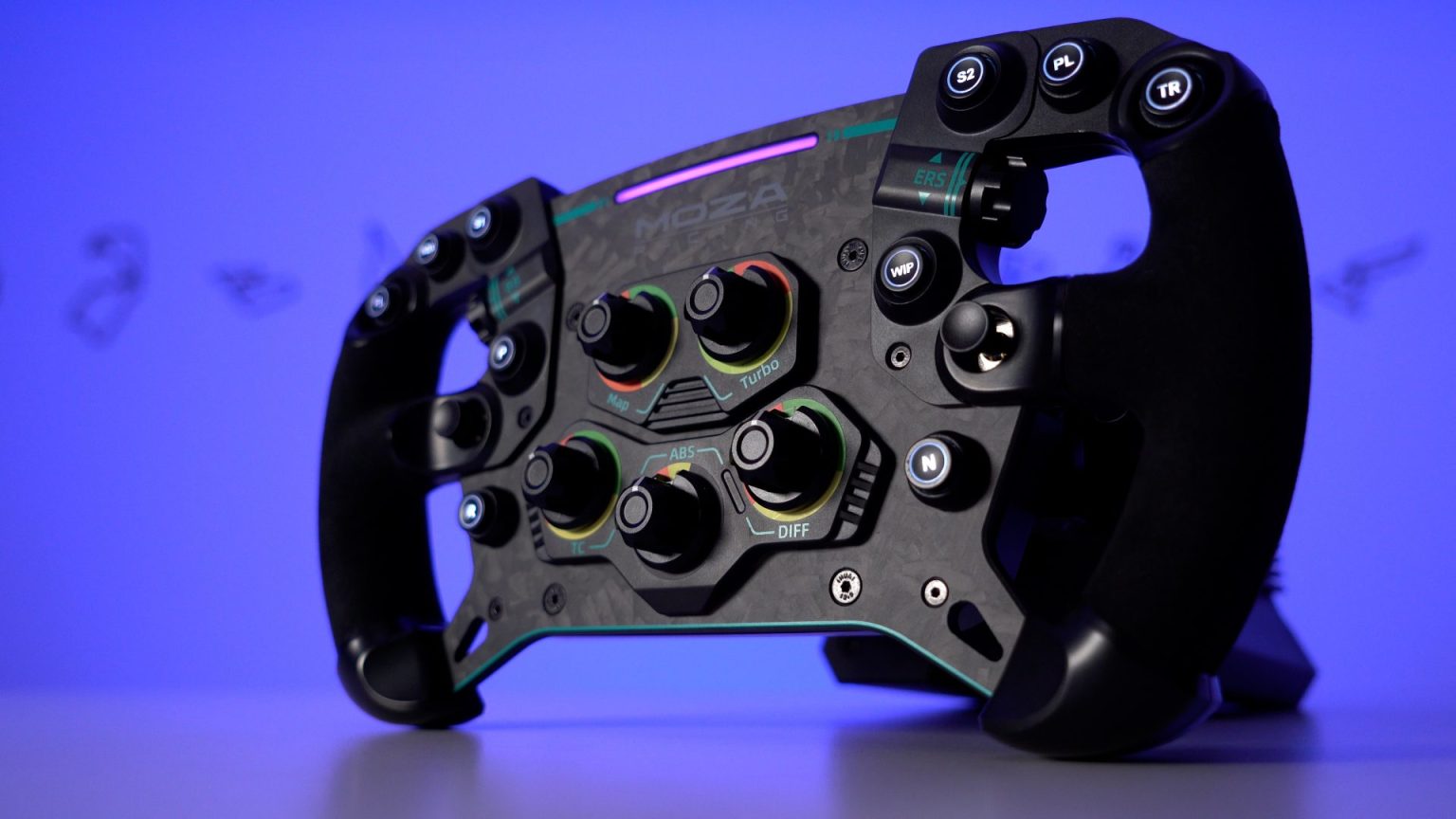 MOZA R5 - The New Cheapest Direct Drive Sim Racing Wheel